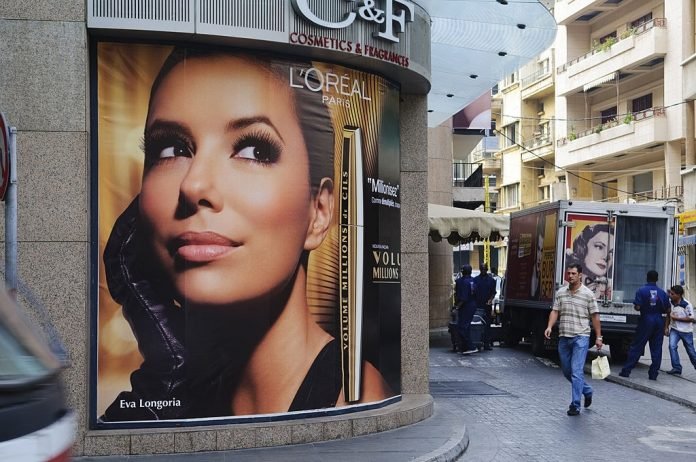 Digital Advertising Makeover for the Beauty Industry - Best Shopping Guide
