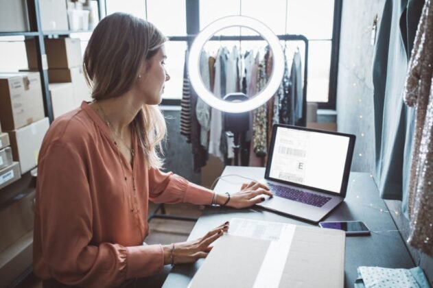 How to Choose a Perfect Fashion Domain Name - Tips and Strategies